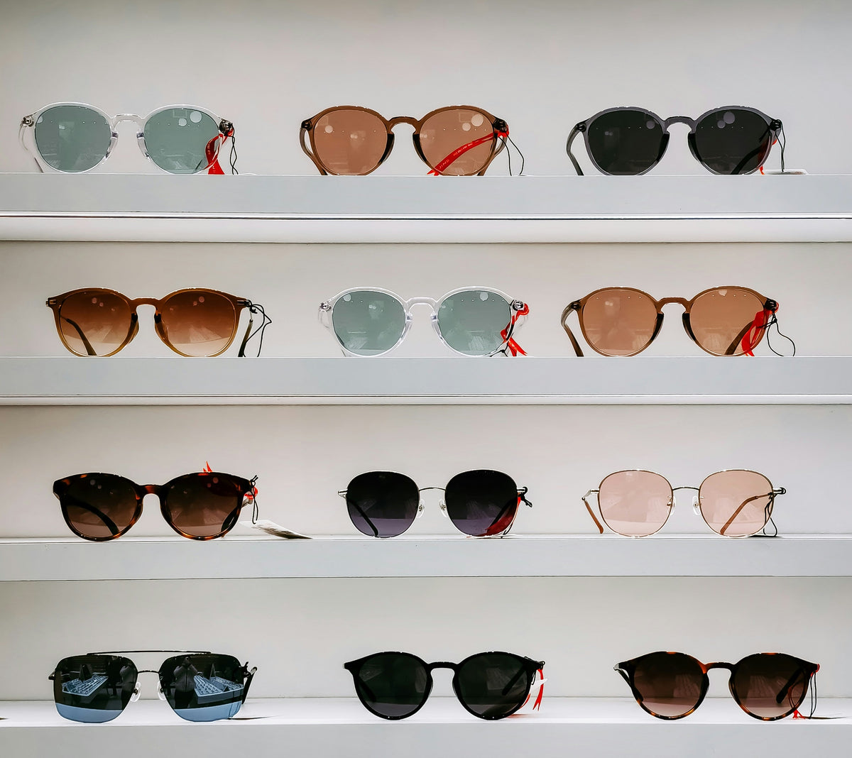 Sunglasses Guide: Finding the Right Sunglasses for Your Face – Lucent Optical